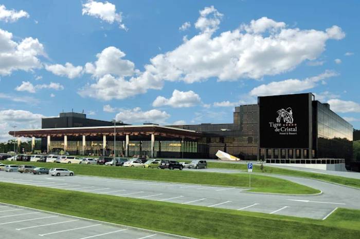 TIGRE DE CRISTAL HOTEL & CASINO, PRIMORSKY KRAI Infos et Offres ...